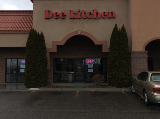 Dee Kitchen - Thai Food Network